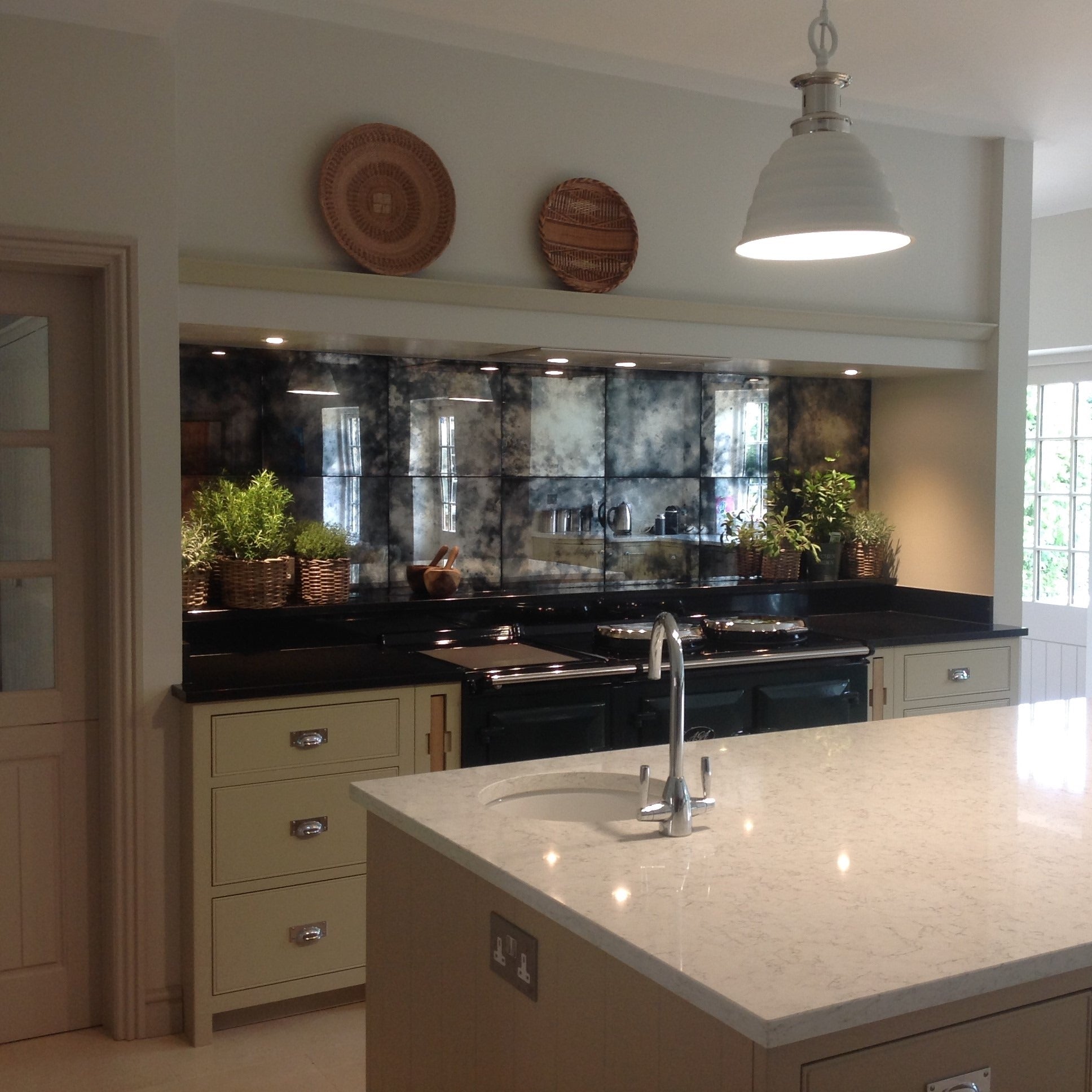 Finishes – The Antiqued Mirror Company